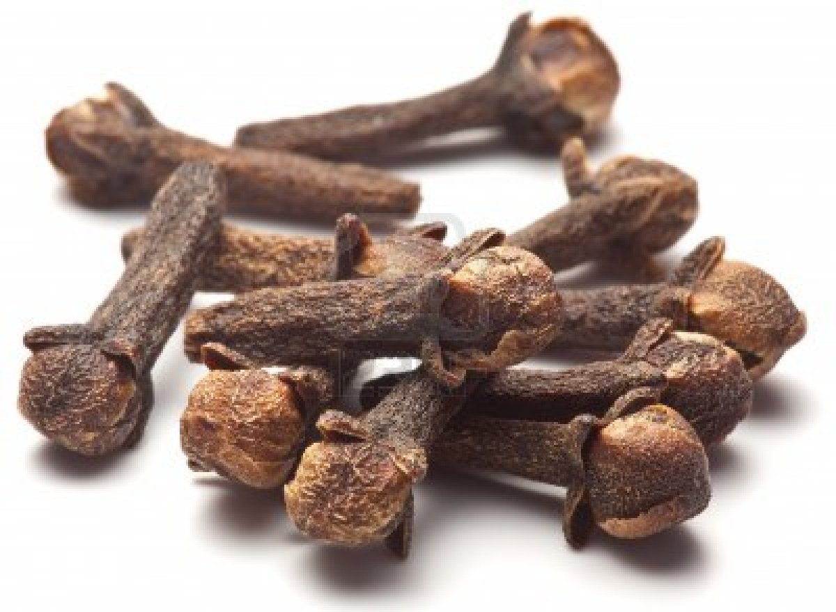 Healthy living : Medicinal and Culinary Use of Clove (Kanafuru) – Dr ...
